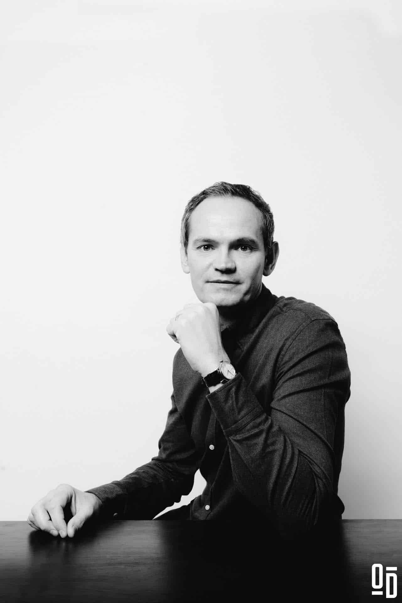 Branding Portraits – Oliver Doran